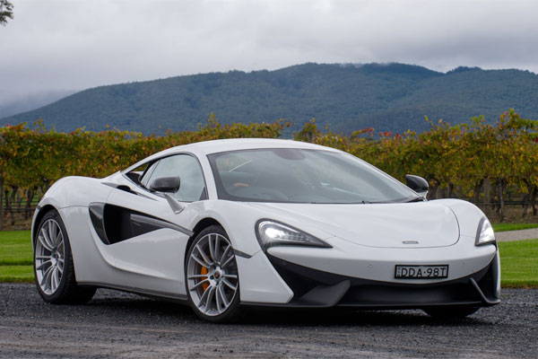 Best Performance Cars Over 100K 2017 Australia - motoring.com.au